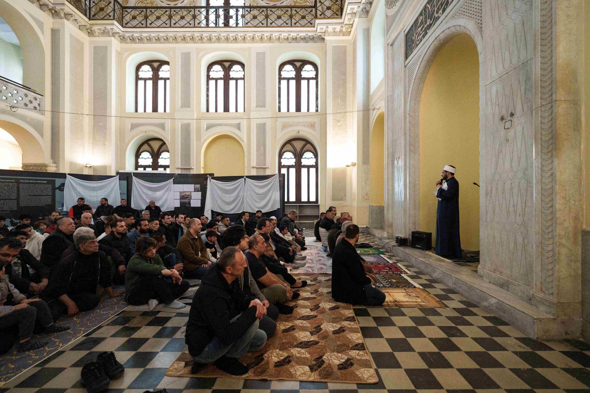 Yeni Mosque in Thessaloniki Opens for Prayer 102 Years Later - tovima.com