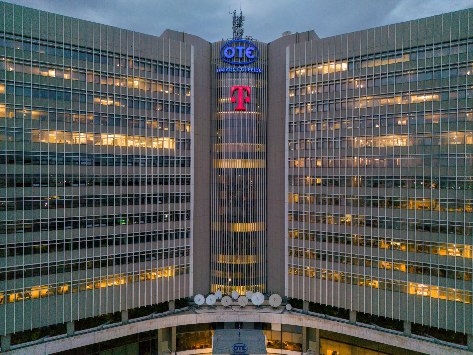 OTE reports +8% in revenue and a 1.5% rise in adjusted EBITDA