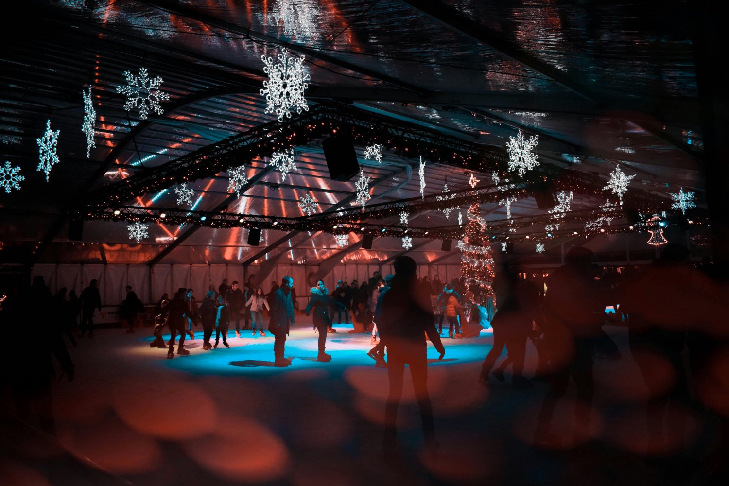 A Guide to Athens’ Free Christmas Activities - Οικονομικός Ταχυδρόμος ...