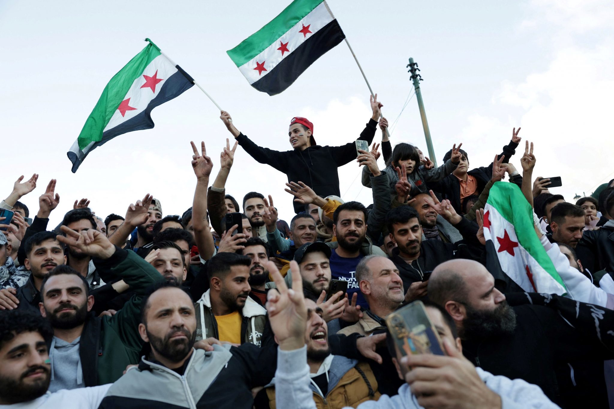 Syria's Bashar al-Assad, His family Granted Asylum by Russia - tovima.com