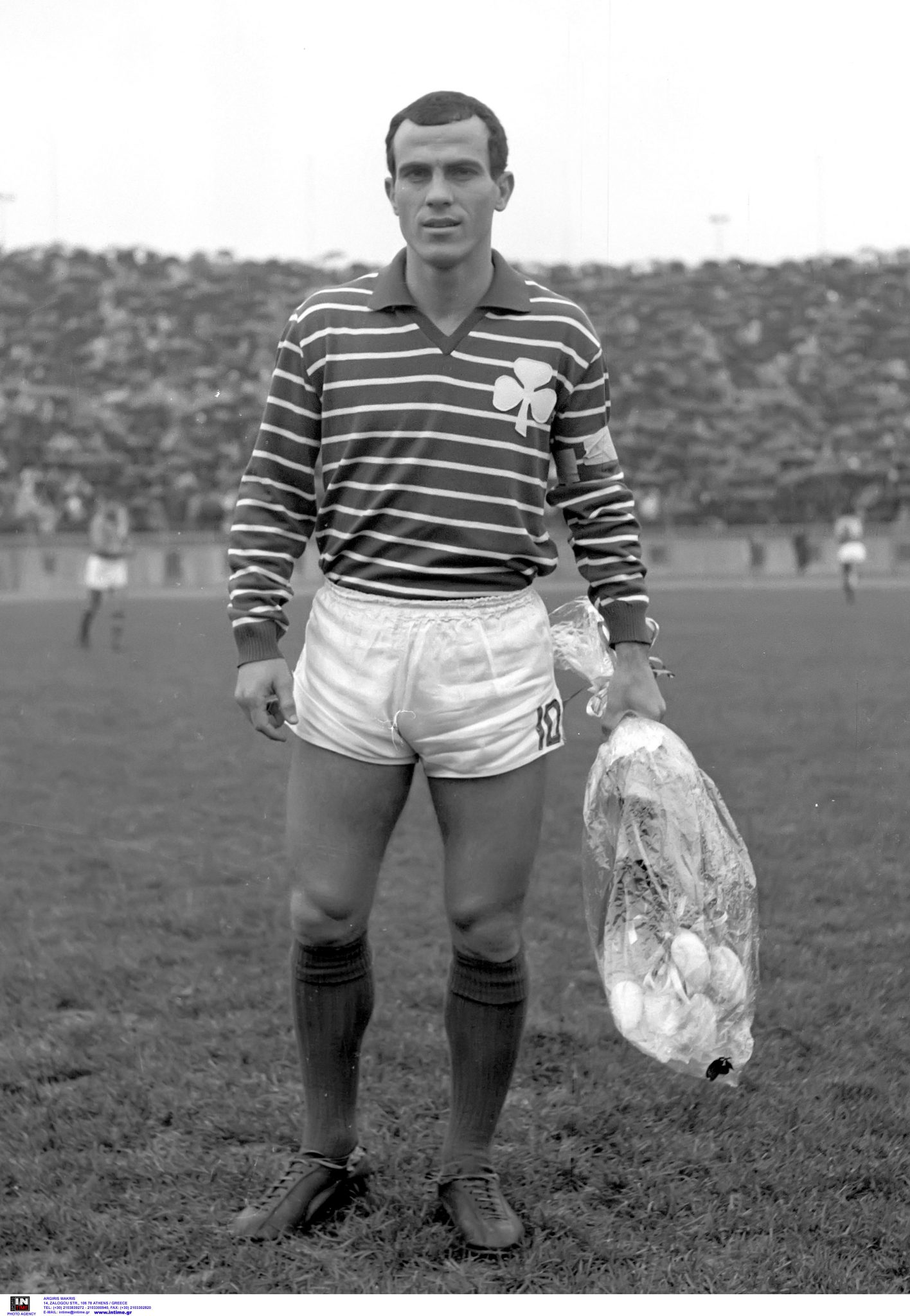 Mimis Domazos Greek Football Icon Dies at 83