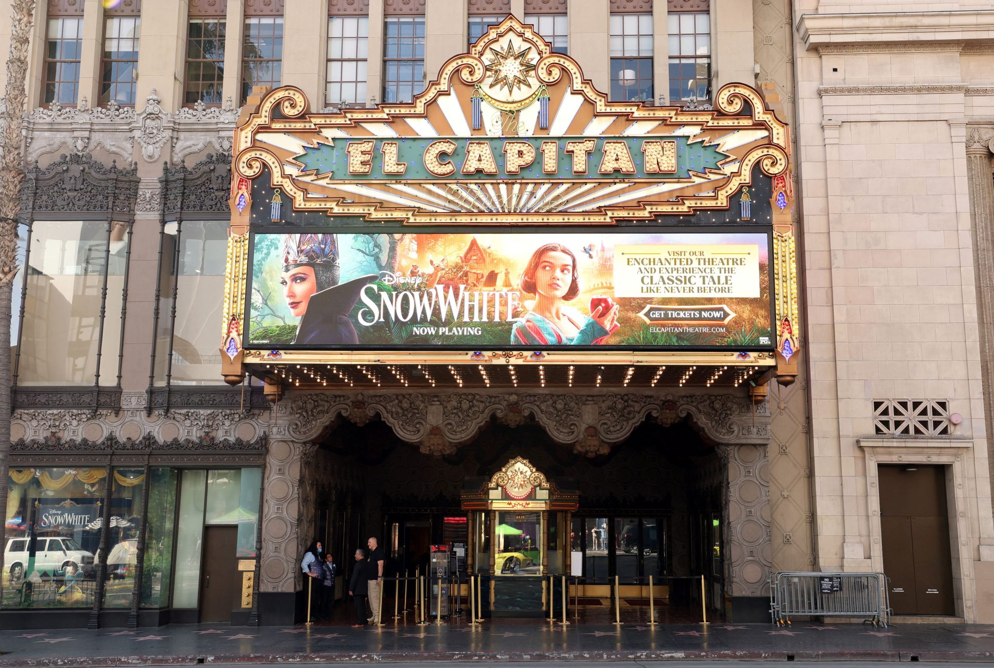 Disney’s New ‘Snow White’ Movie Is Making Pretty Much Everyone Mad ...