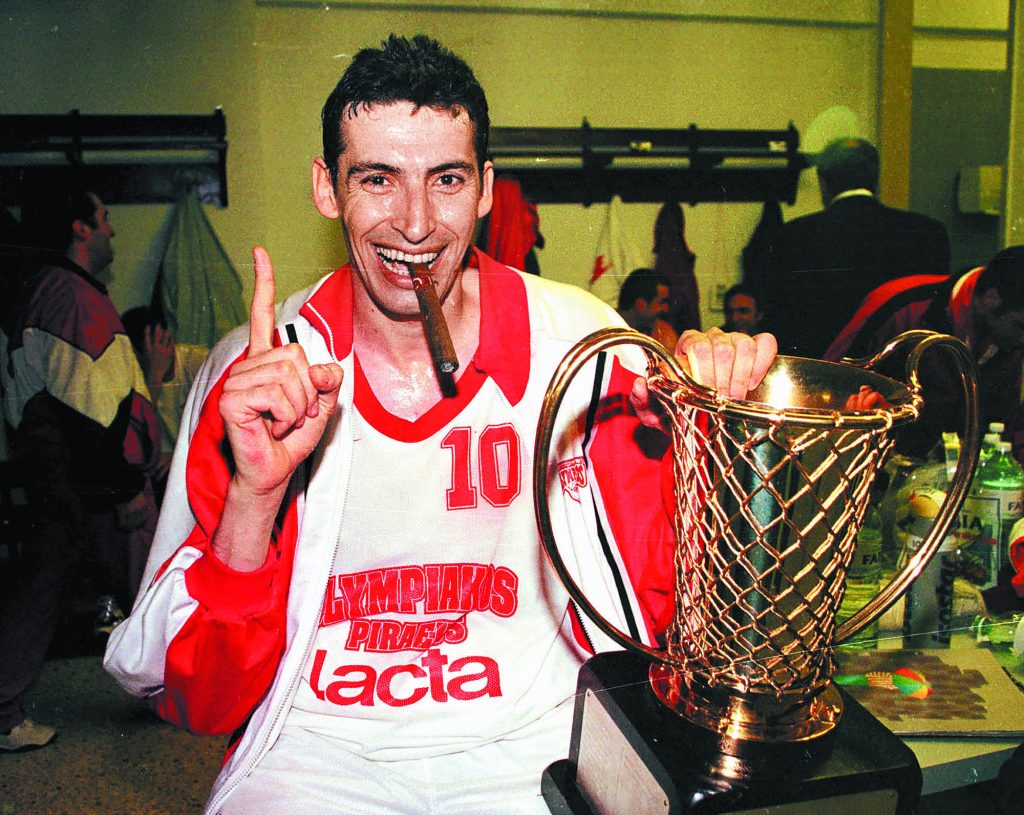 Red Towers - tovima.com