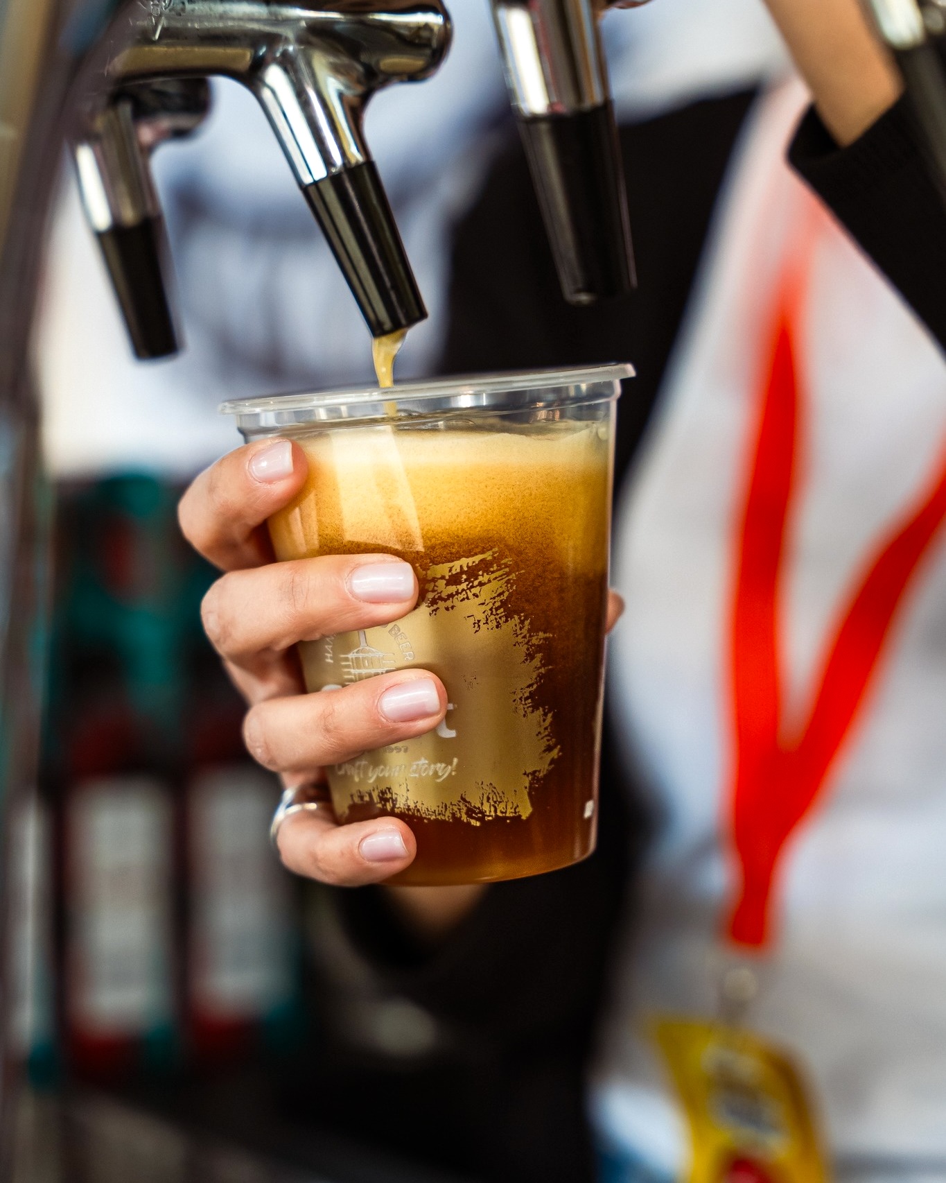 Greek Craft Beer Disrupting Big Beer Industry? - tovima.com