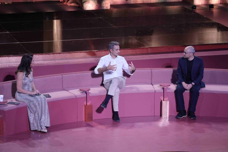 New Greek ID Cards: What You Need to Know - tovima.com