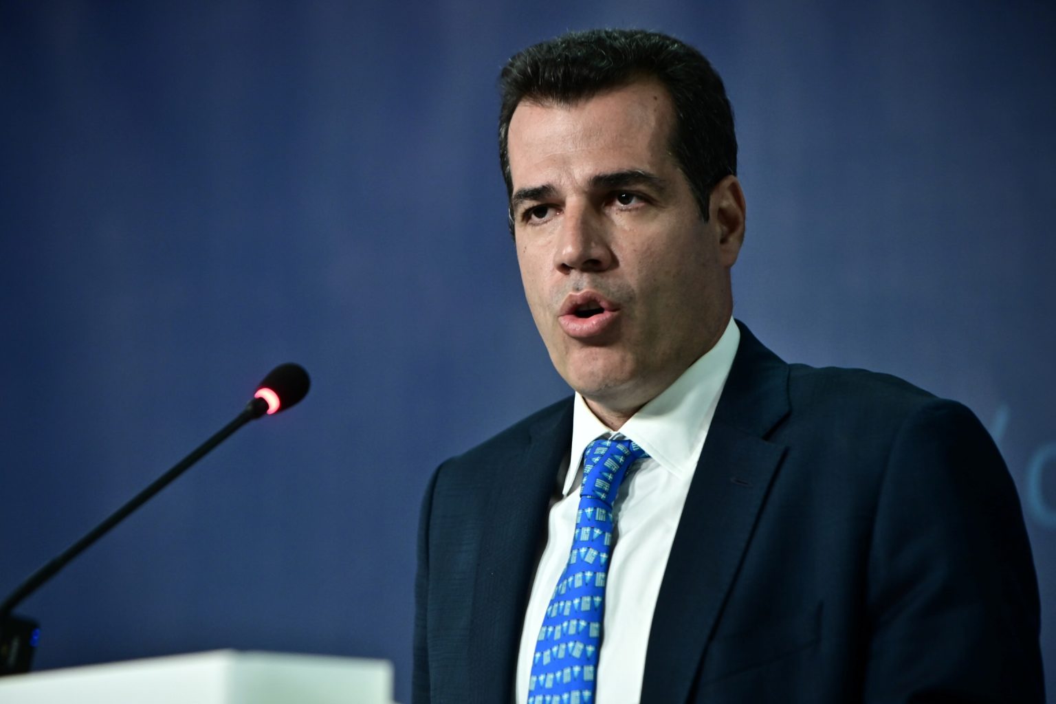 Migration Minister: Whoever Receives Asylum and Stays Must Work ...