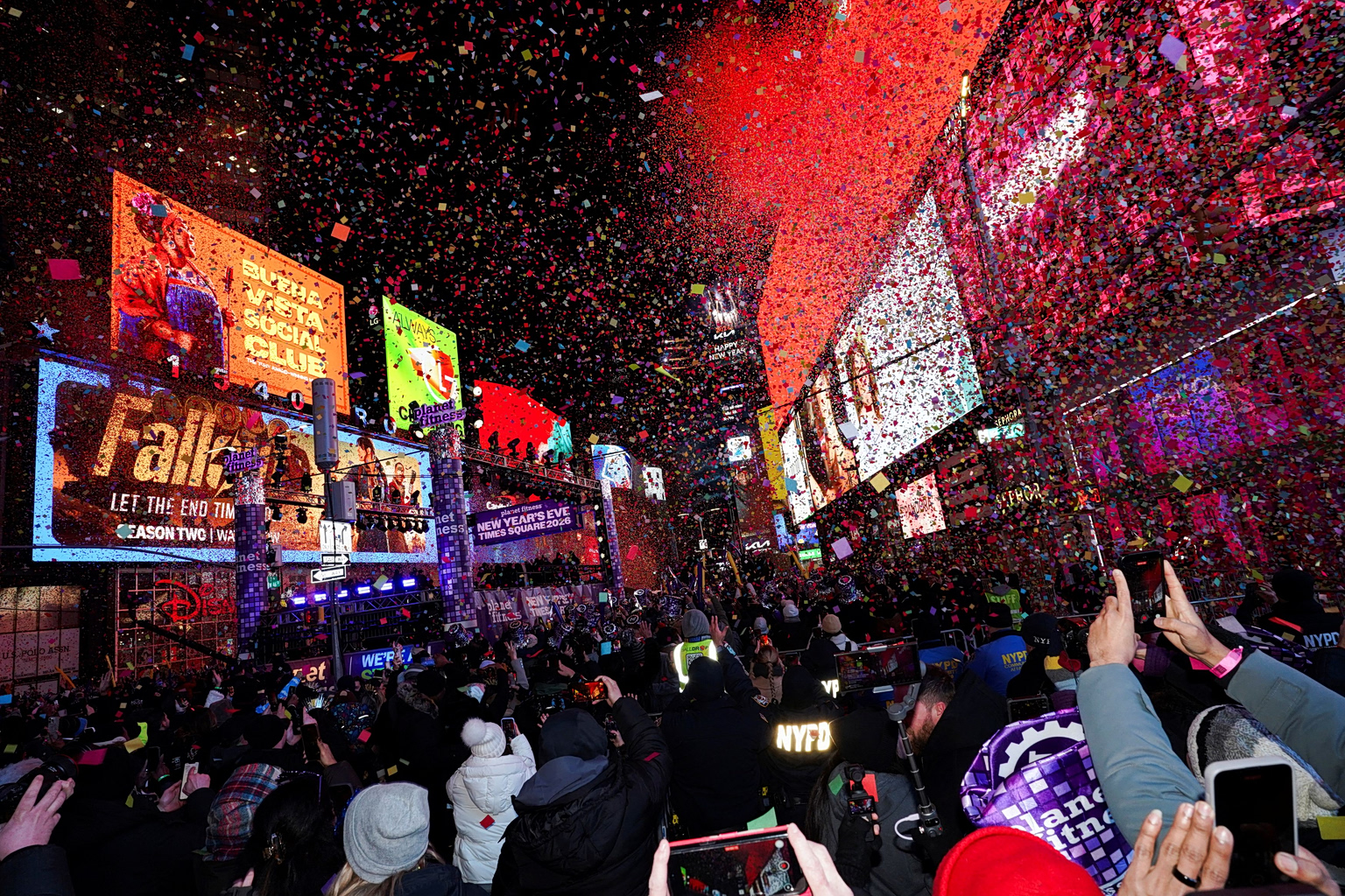 In Pictures: New Year Celebrations Around the World - tovima.com