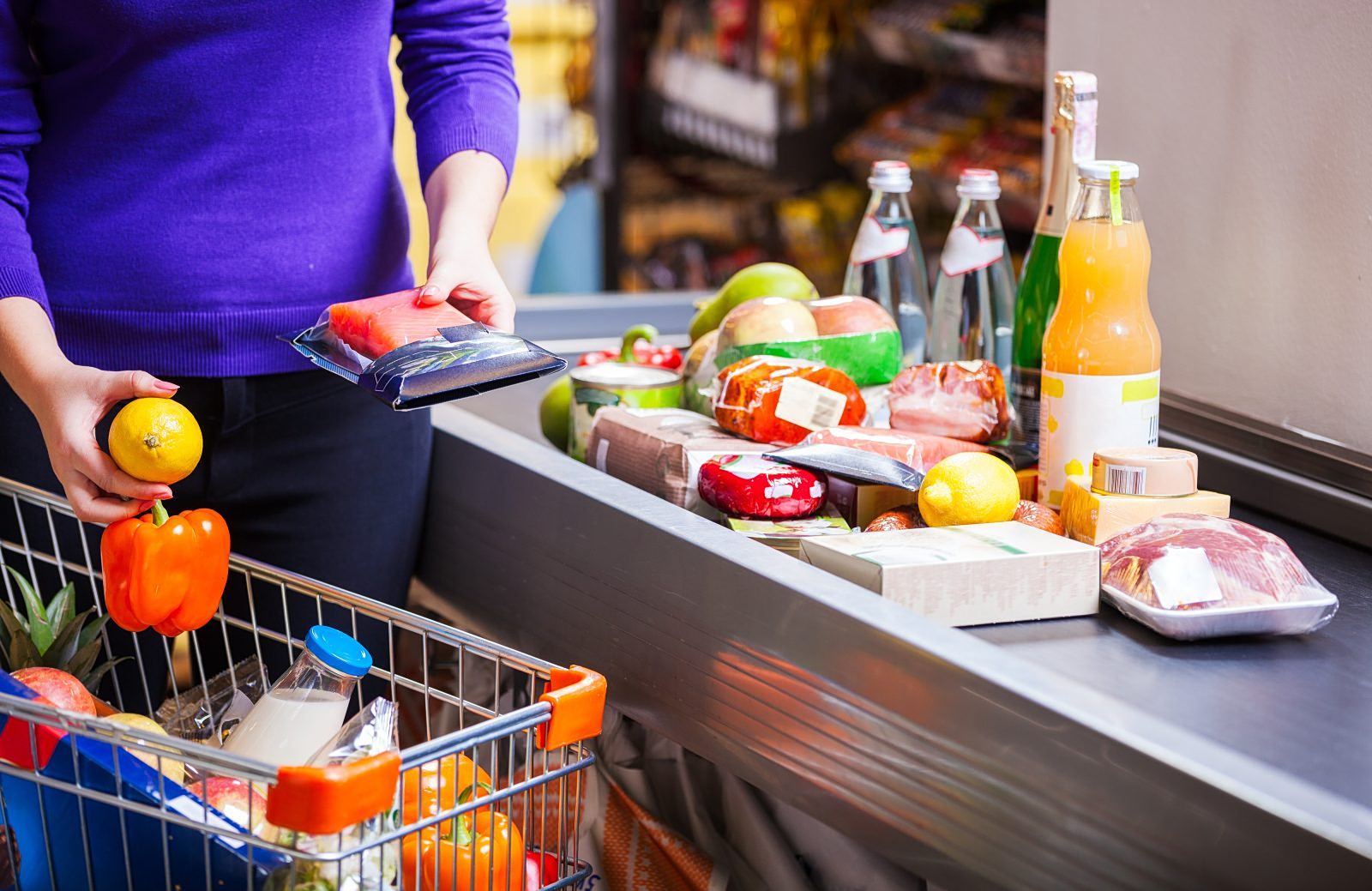 Greek Supermarkets See 7.1% Sales Growth in 2025 - tovima.com