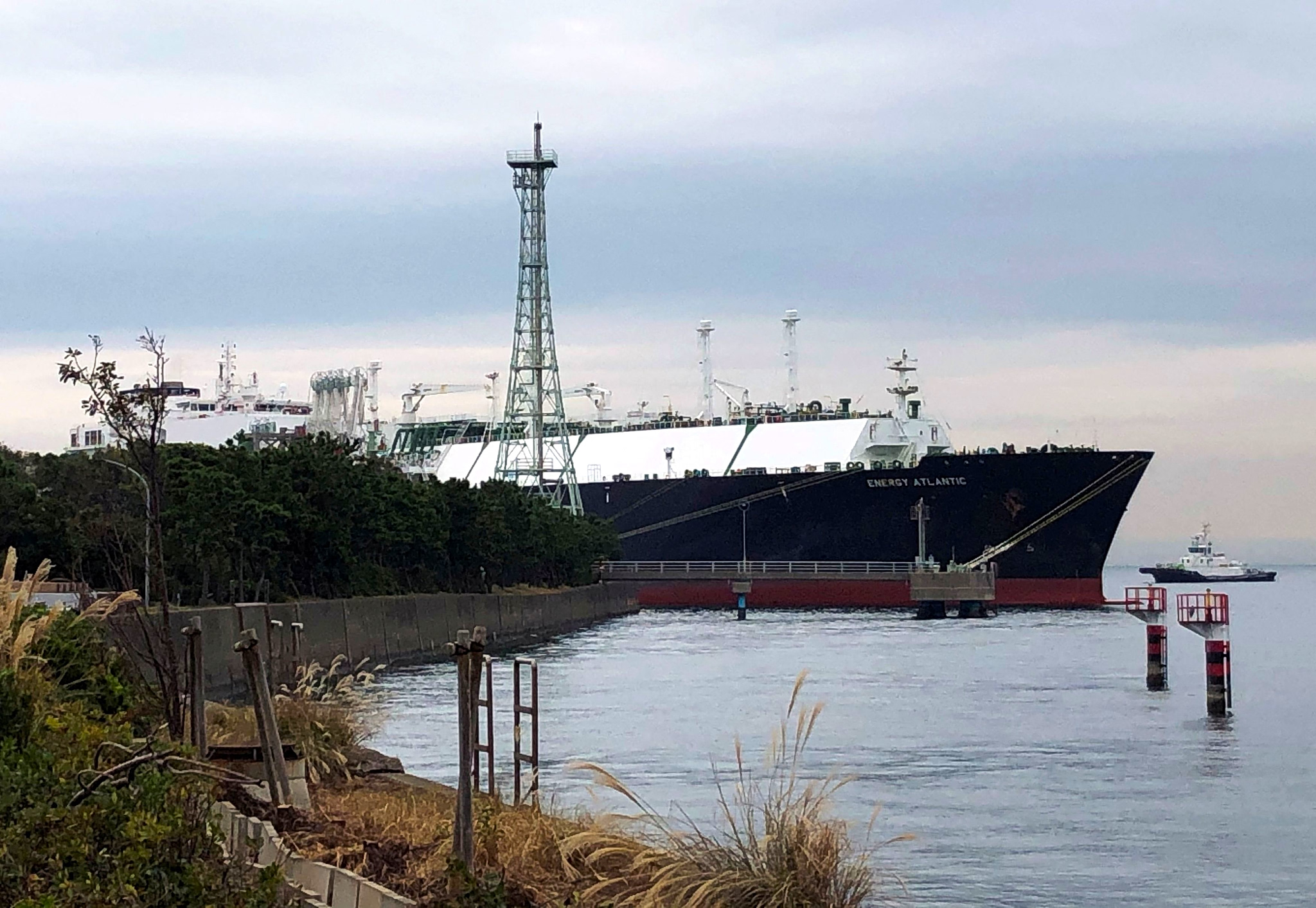 Gulf Energy Shutdown Imminent, Qatar Minister Tells FT - tovima.com