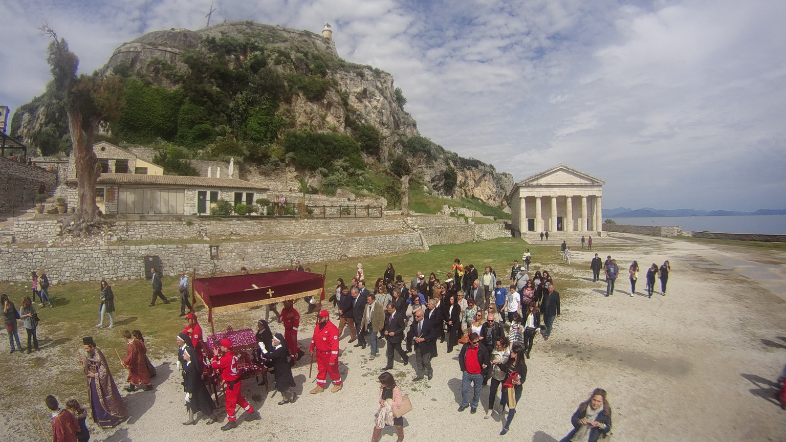 From Corfu to Crete: Good Friday Traditions Across Greece - tovima.com